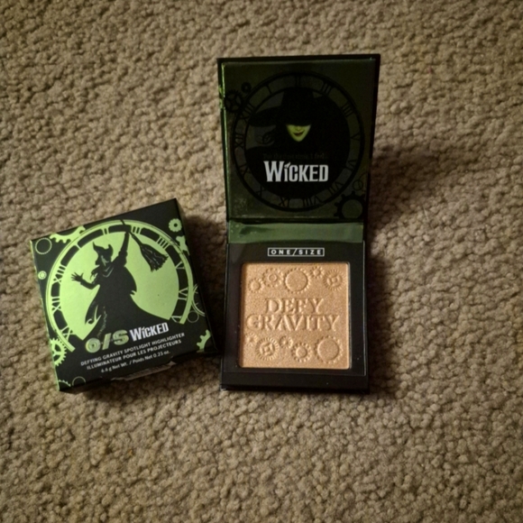 ONE/SIZE | Makeup | Onesize Wicked Defying Gravity Spotlight ...